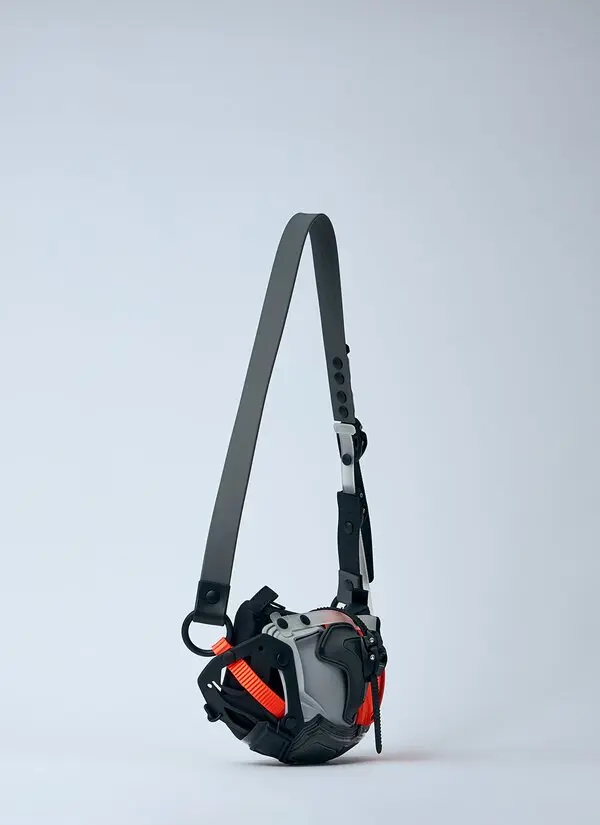 INNERRAUM Object I30 Fanny Crossbody Bag