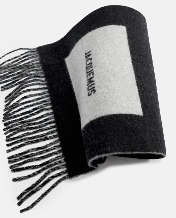 Jacquemus Rond Carre' Sciarpa