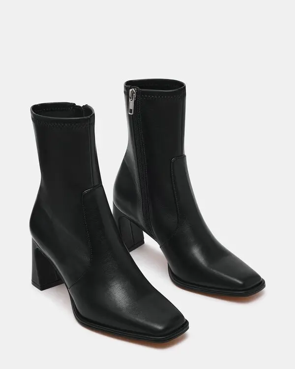 Steve Madden Haelyn Block Heel Booties