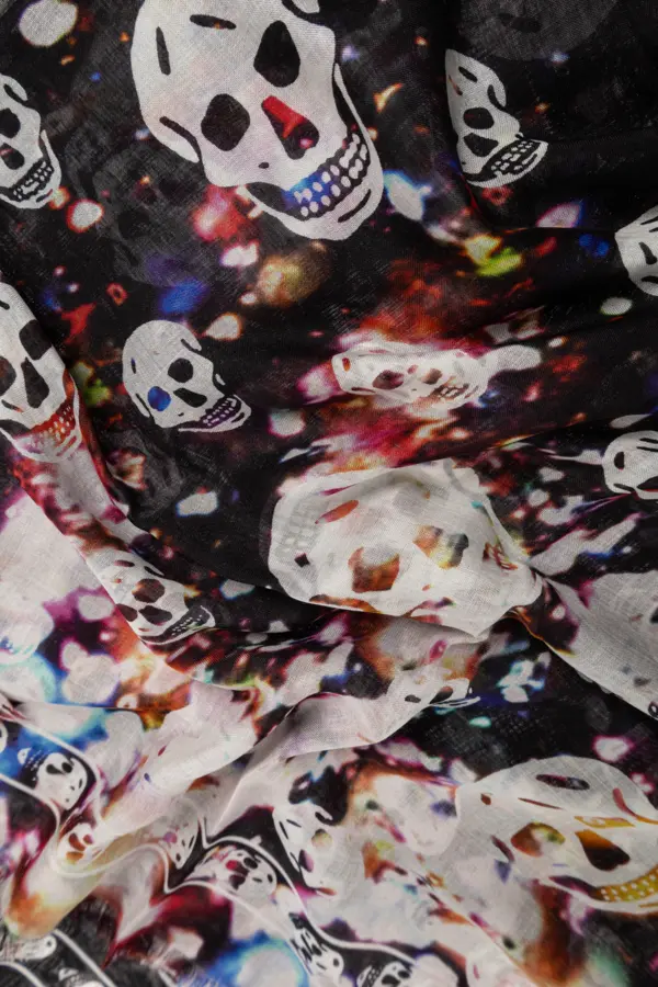 Alexander McQueen Scarf With A Distinctive Skull Motif