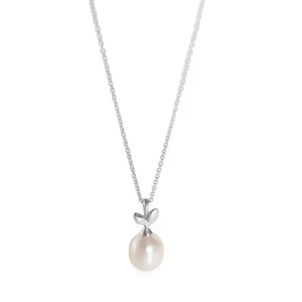 Tiffany & Co. Sterling Silver Pearl Paloma Picasso Olive Leaf Pendant