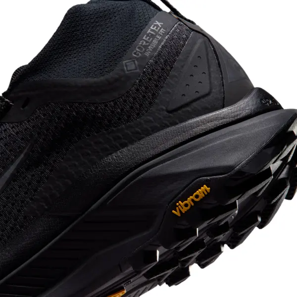Nike Zegama Trail Gore-tex Waterproof Trail Running Shoes