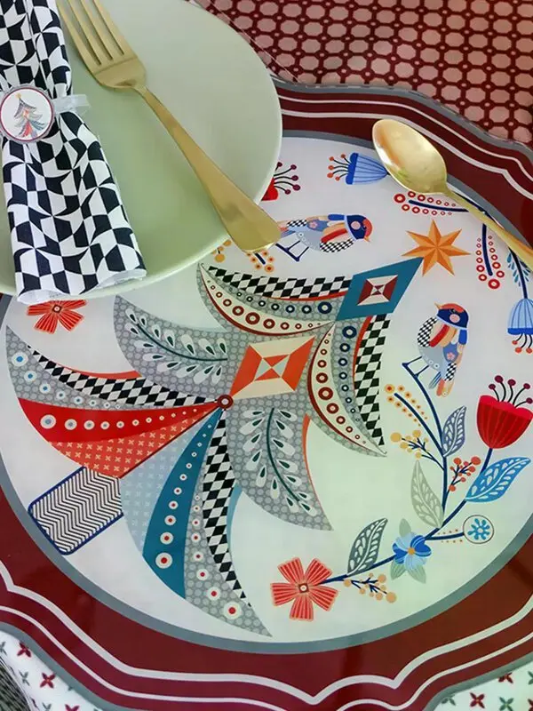VESTA Christmas Tree Scalloped-edge Plates