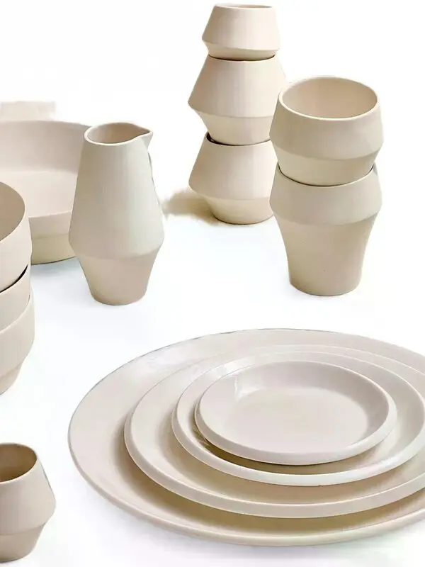 POMAX Kojin Porcelain Dessert Plates