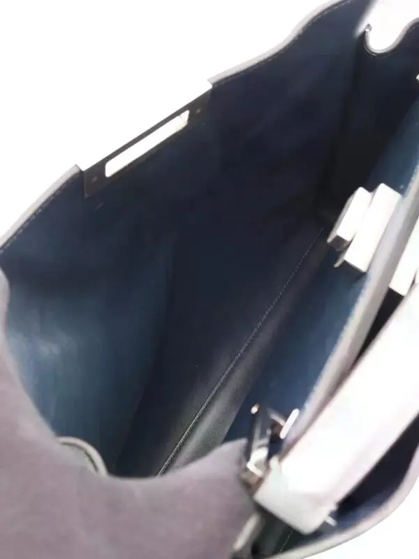 Fendi 2000-2010 Large Leather Peekaboo Essential Satchel