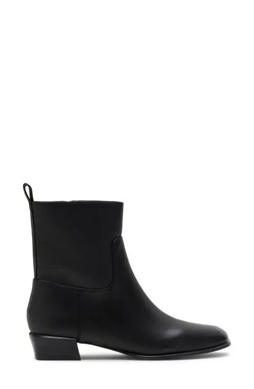 Steve Madden Birdette Leather Boot - Black Leather