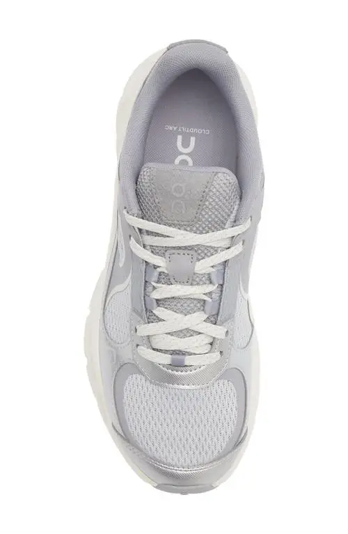 On Cloudtilt Arc Running Shoe - Alloy/ivory