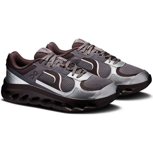 On Cloudtilt Arc Running Shoe - Ox/pebble