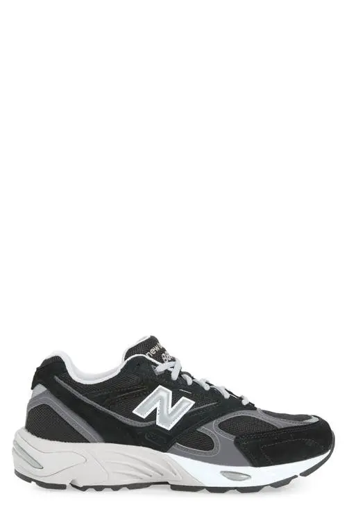 NEW BALANCE Gender Inclusive 880r Running Shoe