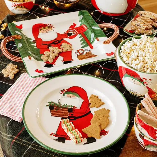 VIETRI Old St. Nick Rimmed Round Platter