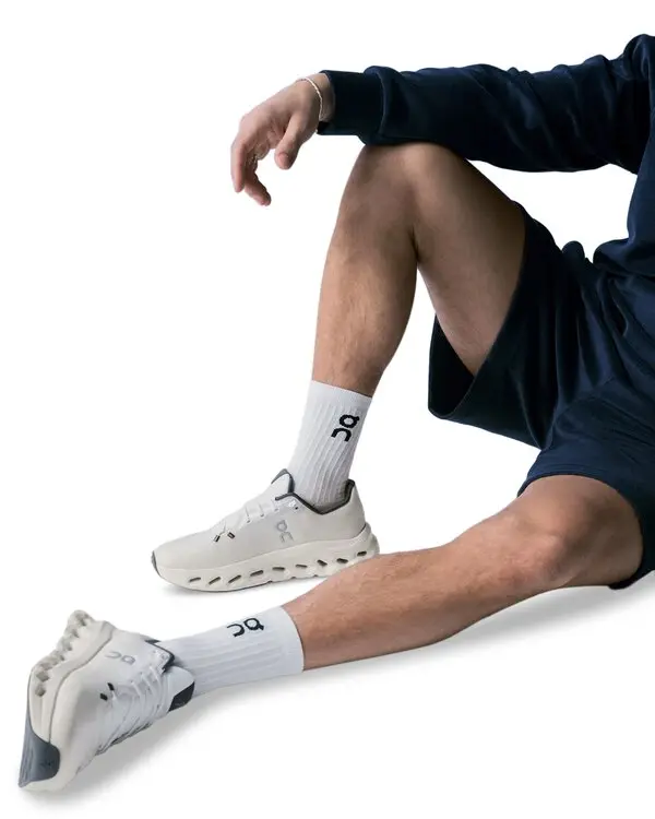 On Courtside 7 Terry Drawstring Shorts