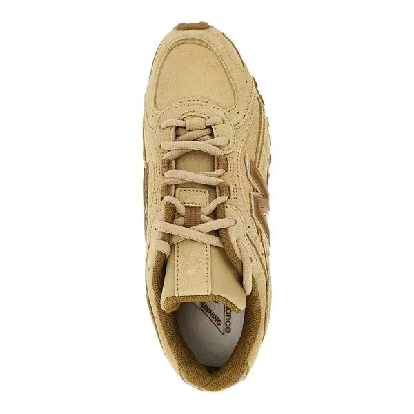 NEW BALANCE 204l Sneakers - Beige