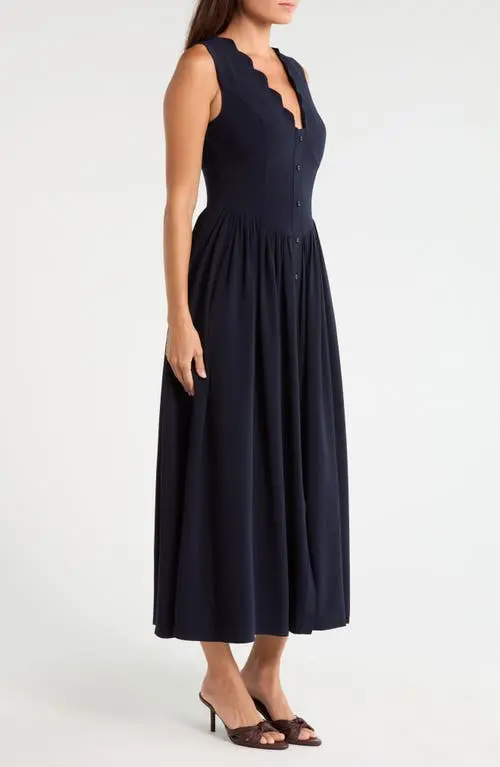 Avec Les Filles Scallop Stretch Crepe Maxi Dress
