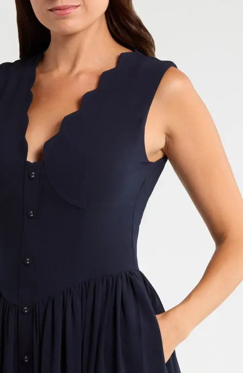 Avec Les Filles Scallop Stretch Crepe Maxi Dress