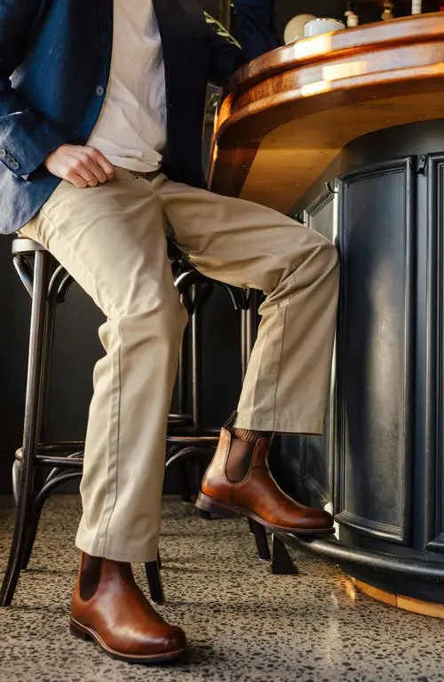 Blundstone Heritage Chelsea Leather Boot - Chestnut