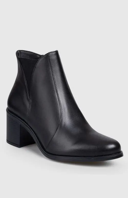 MANELA Arley Block Heel Side Up Bootie - Black