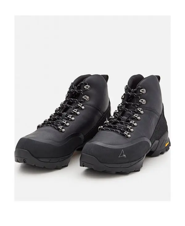 ROA Round-toe Lace-up Boots