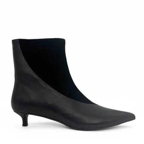 AMIE RAFA Helena Two-tone Booties - Black