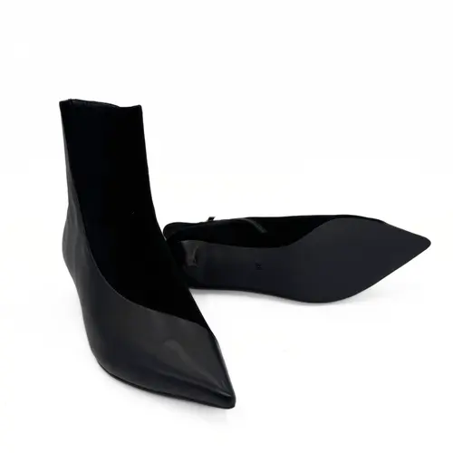 AMIE RAFA Helena Two-tone Booties - Black
