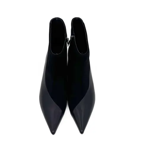 AMIE RAFA Helena Two-tone Booties - Black