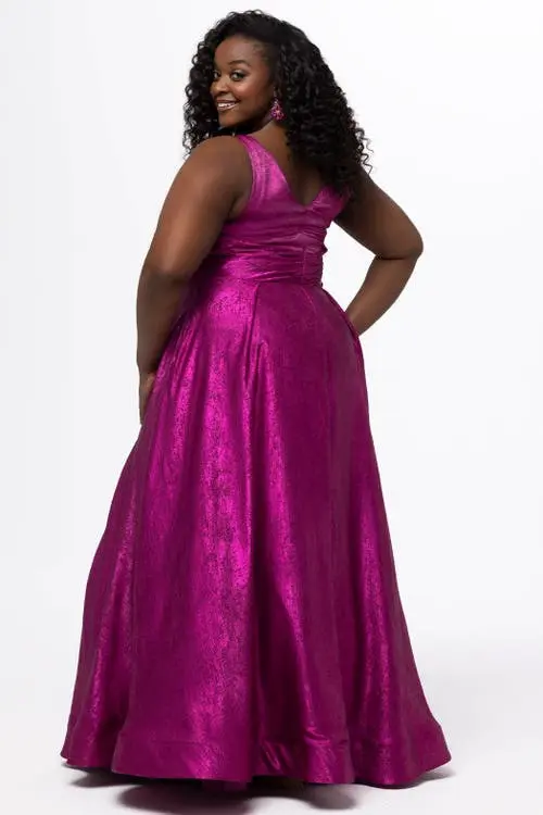 SYDNEY'S CLOSET Metallic A-line Prom Dress With Pockets - Magenta