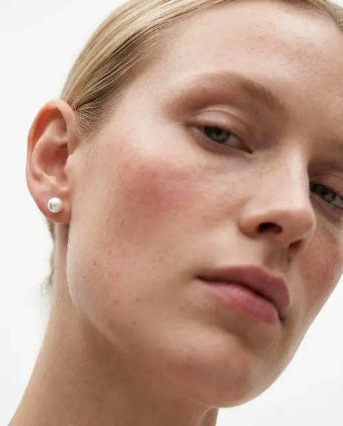 JOEY BABY Minimalist Pearl Stud Earrings