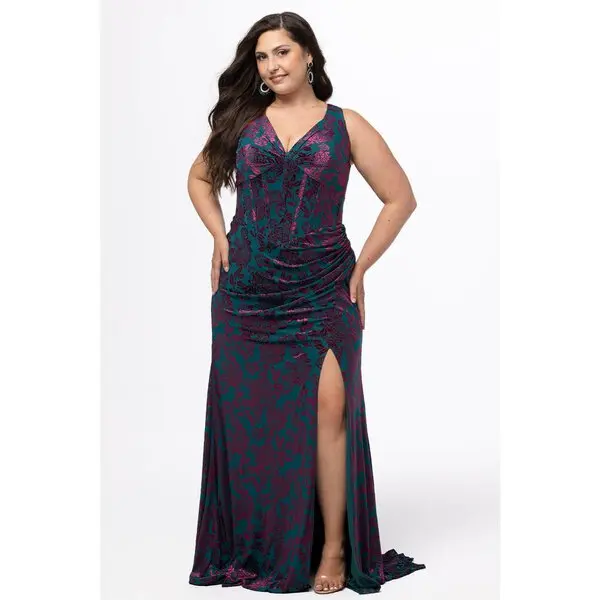SYDNEY'S CLOSET Plus-size Fitted Velvet Burnout Formal Gown With Slit - Wildberry