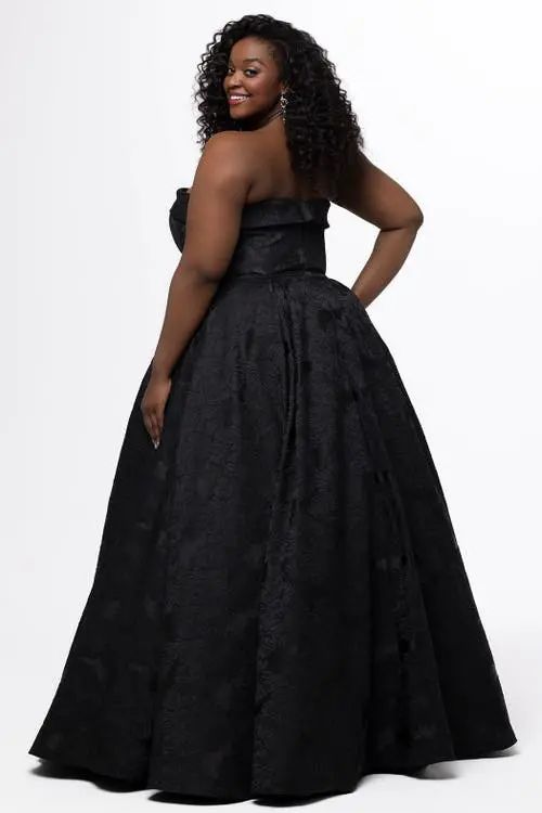 SYDNEY'S CLOSET Strapless Brocade Ball Gown - Black