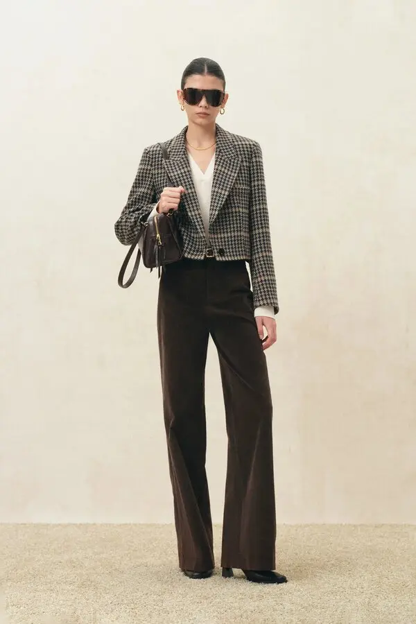Fabrique Greer Houndstooth Cropped Blazer In Wool Tweed