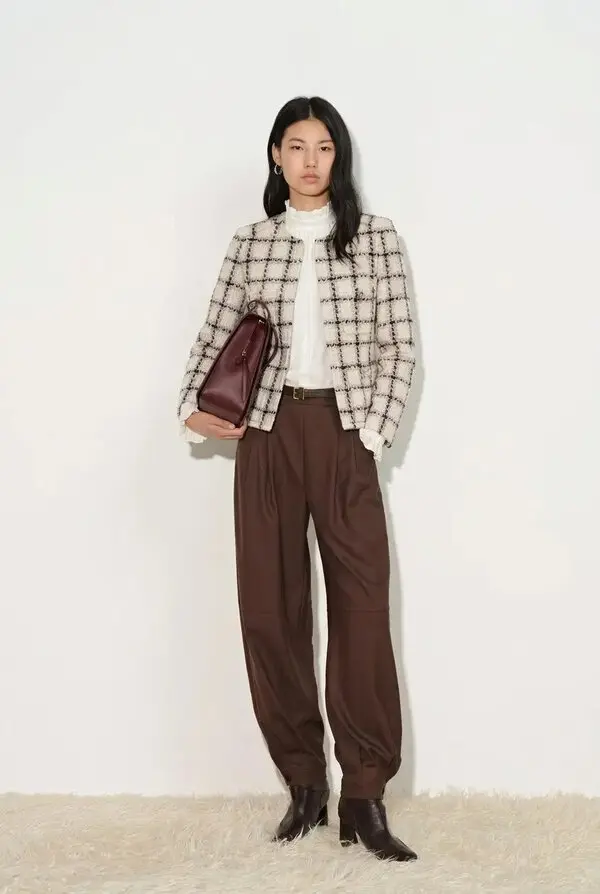 Fabrique Charlotte Plaid Cropped Jacket In Bouclé Tweed - Black