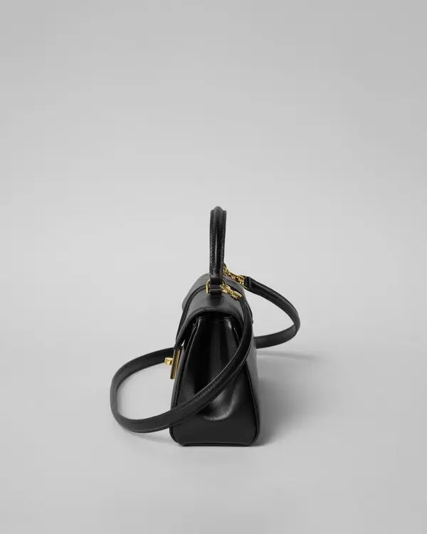 Celine Le 16 Shoulder Bag - Black