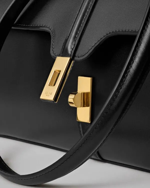 Celine Le 16 Shoulder Bag - Black