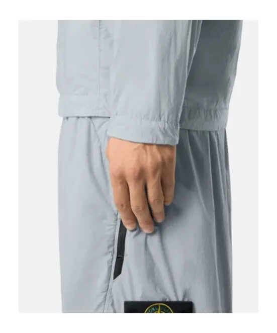 Stone Island Loose-wide-leg-fit Jogger Shorts With Zip Pockets