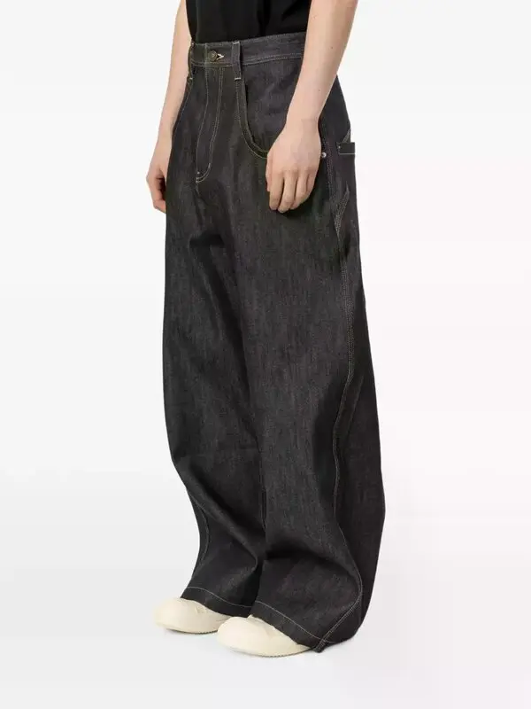 PROTOCOL INDEX Curved-seam Jeans