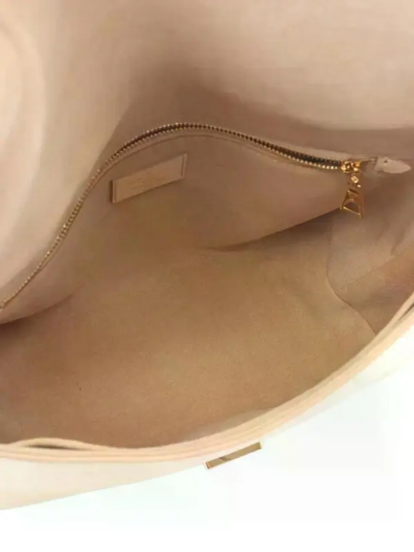 LOUIS VUITTON 2019 Taurillon Volta Satchel