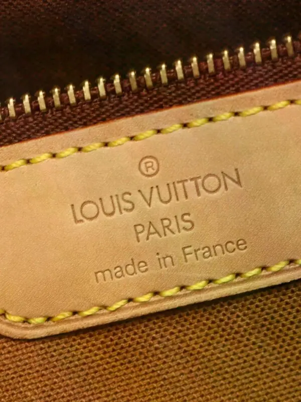LOUIS VUITTON 2001 Monogram Cabas Mezzo Tote Bag