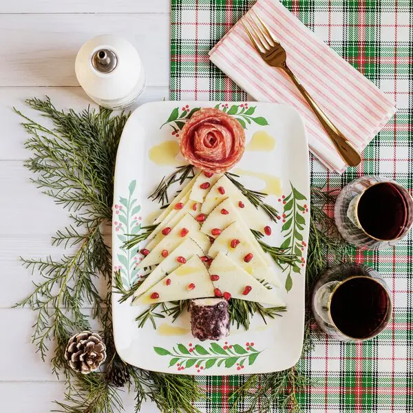VIETRI Aria Holiday Rectangular Platter