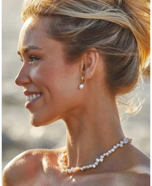 ATOLEA Hammered Pearl Hoop Earrings - Gold