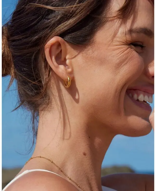 ATOLEA Bold Huggie Hoops