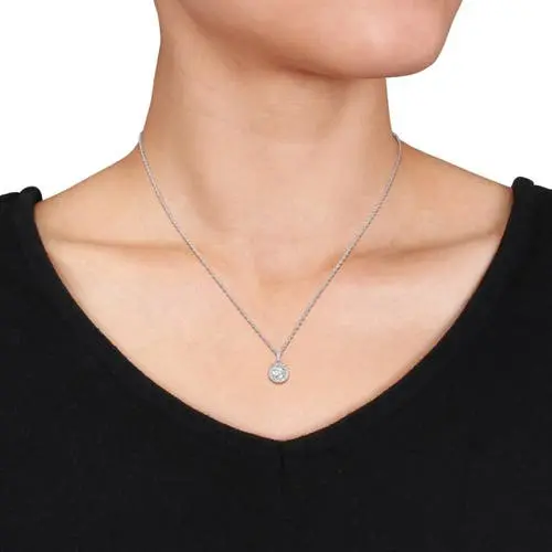 JULIANNA B. Lab-grown Diamond Halo Pendant Necklace
