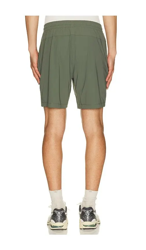 RHONE 7 Pursuit Short Unlined In Green