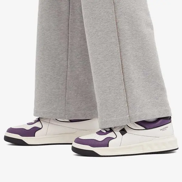 Valentino Garavani One Stud Low-top Sneakers - White