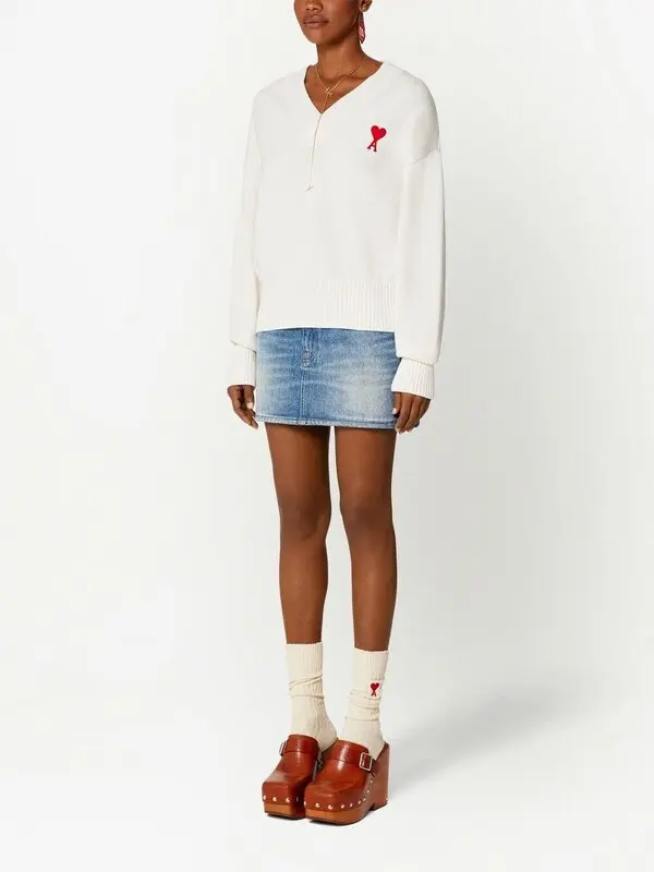 AMI Paris De Coeur V-neck Jumper