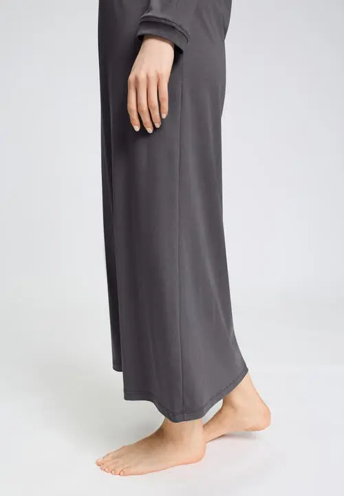 Hanro Pure Essence V-neck Cotton Nightgown
