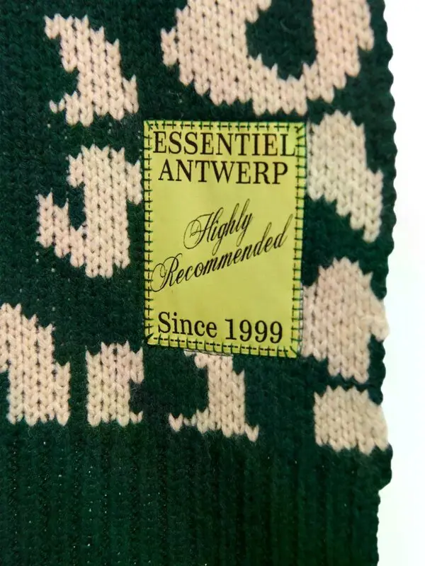 Essentiel Antwerp Kleopard Knitted Scarf