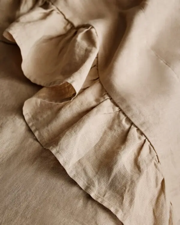 Quince European Linen Ruffle Pillowcase Set - Toffee