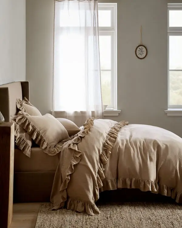 Quince European Linen Ruffle Duvet Cover - Toffee