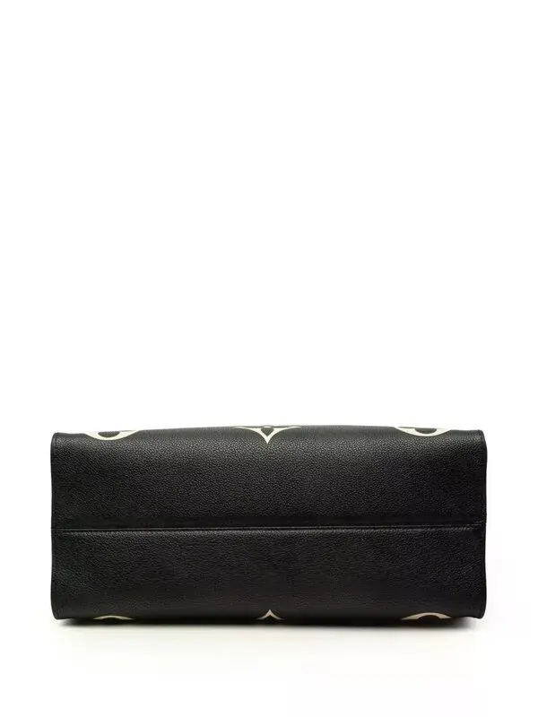 LOUIS VUITTON 2021-2026 Bicolor Monogram Empreinte Giant Onthego Mm Satchel