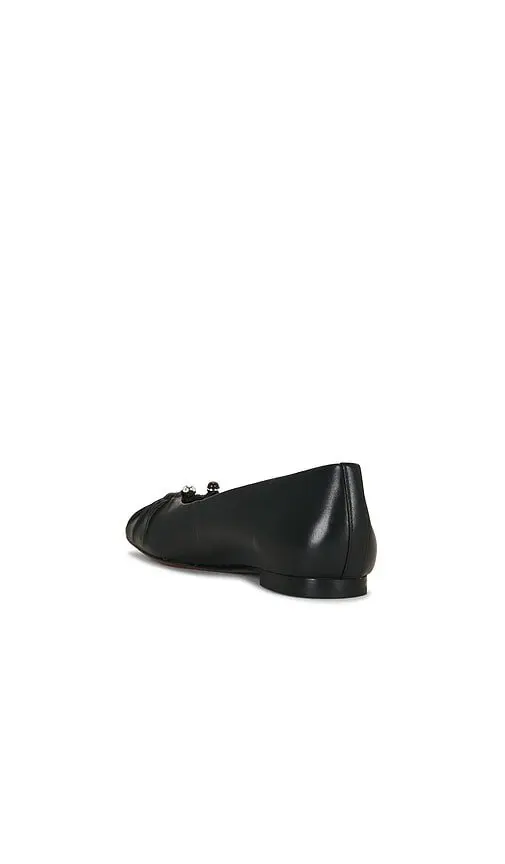 Vince Dany Flat