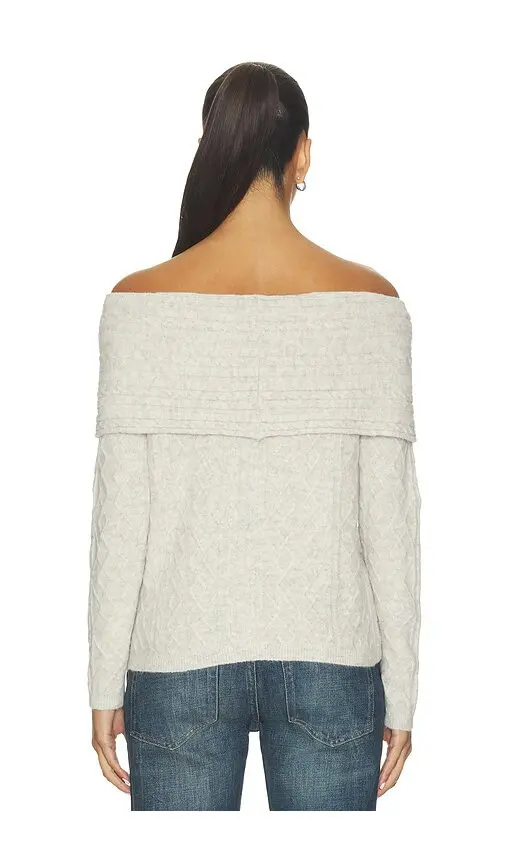 Heartloom Enly Sweater In Light Grey - Greige